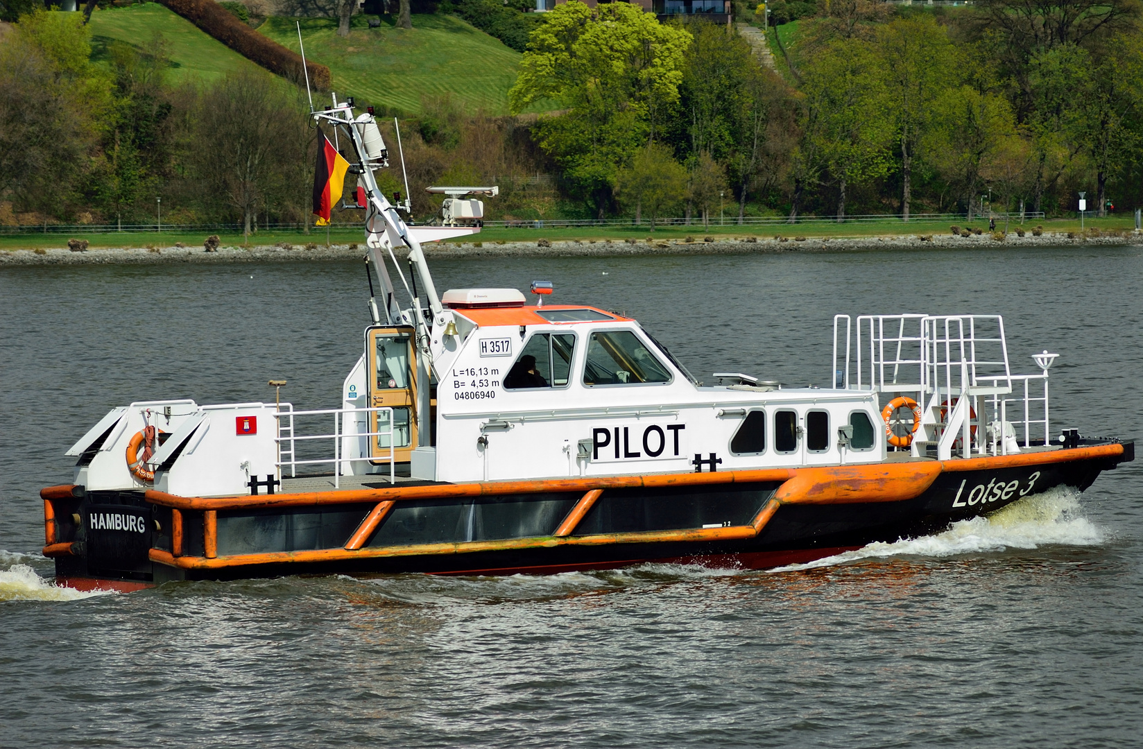 Lotse 3 Foto & Bild | schiffe und seewege, motorschiffe, verkehr ...