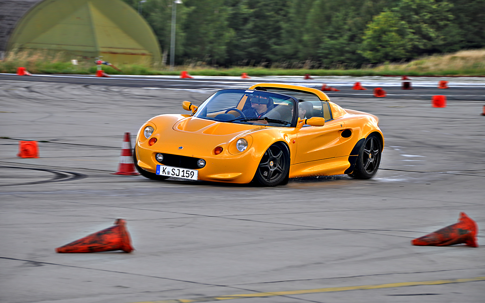 Lotus Elise MK1 @ Airbase Bitburg Foto & Bild | autos & zweiräder ...