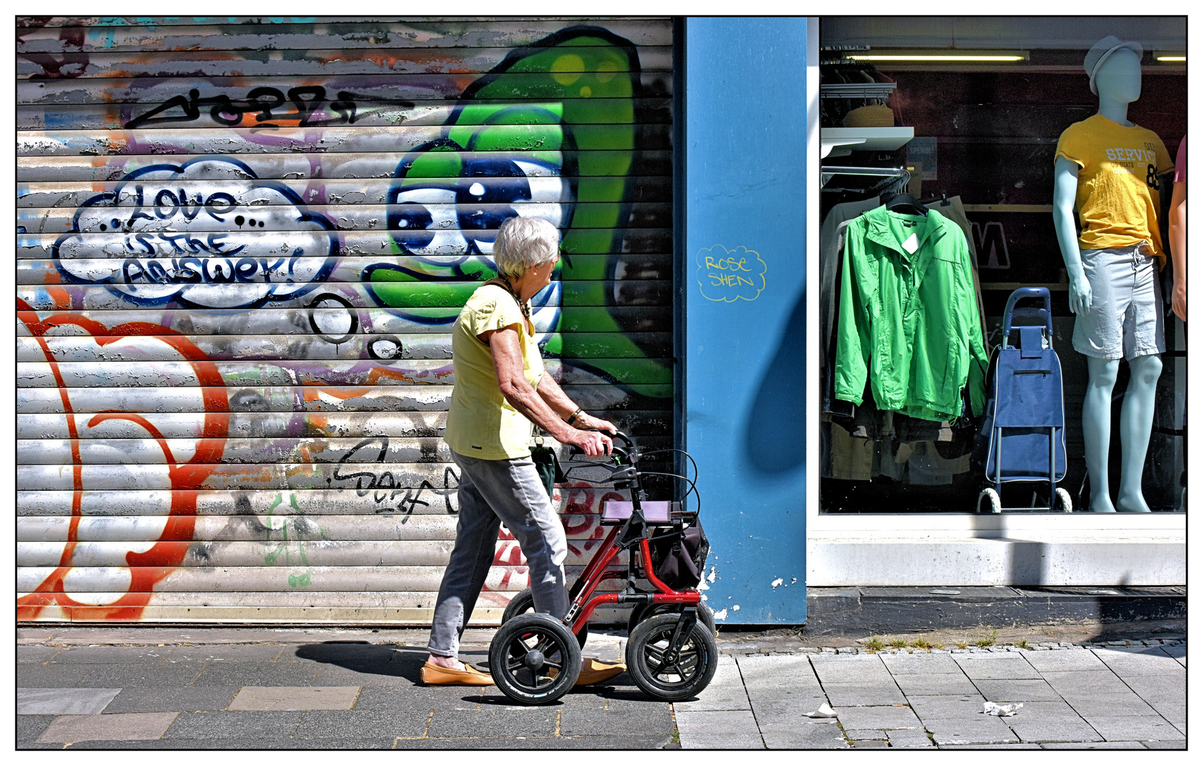 Love... is the answer Foto & Bild | architektur, reportage dokumentation, streetfotografie mit ...
