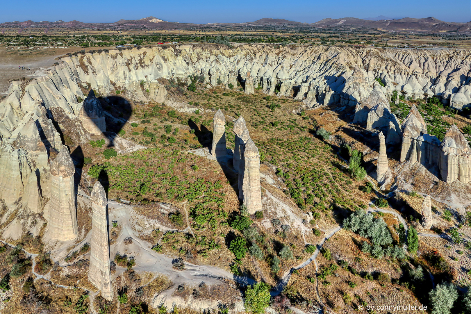 Love Valley Foto & Bild | kappadokien, peri bacalari, feenkamine Bilder ...