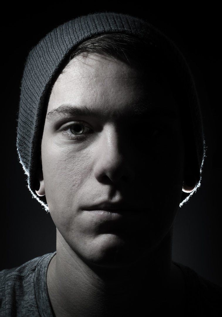 Low Key Portrait Foto & Bild | portrait, portraitfotografie männer ...