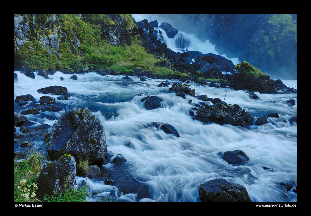 Låtefoss im Oddadalen • Hordaland, Norwegen (83-21880) Foto & Bild ...