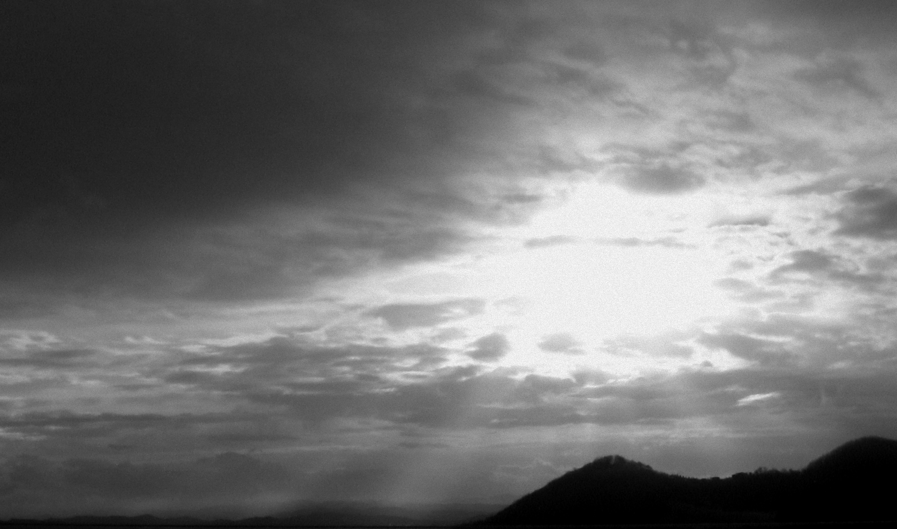 Luce ed ombre Foto % Immagini| paesaggi, nuvole, monte santa maria ...