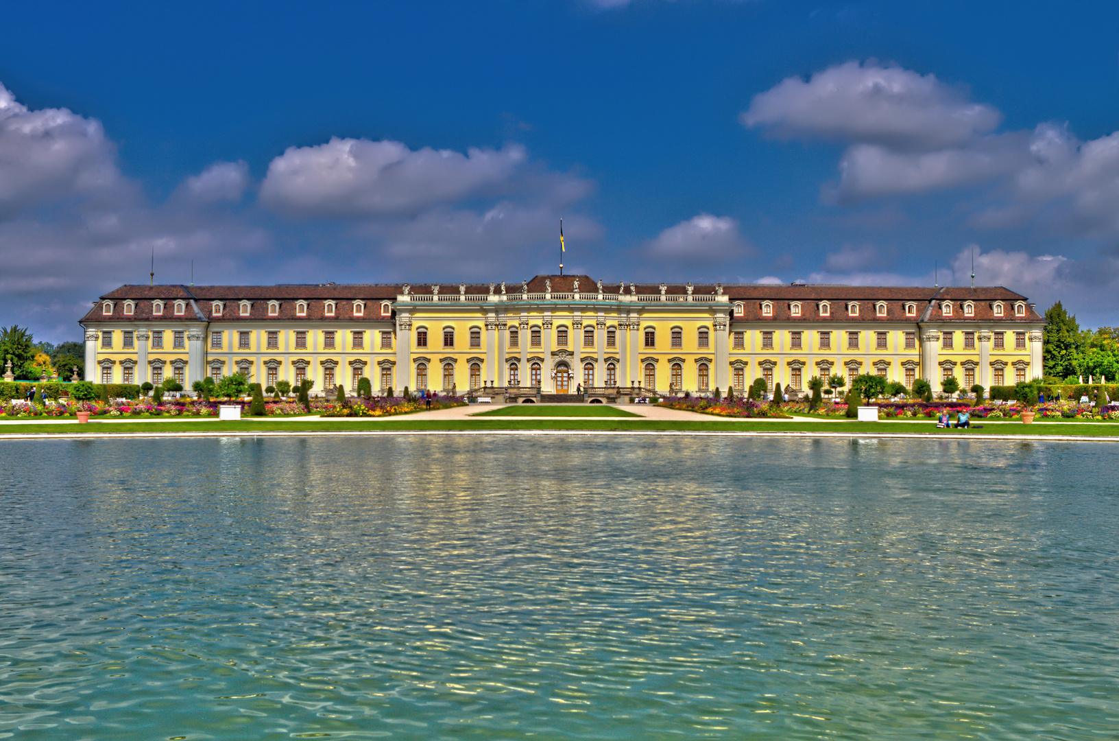 Ludwigsburg - Schloß Foto & Bild | sommer, himmel, schloss Bilder auf ...