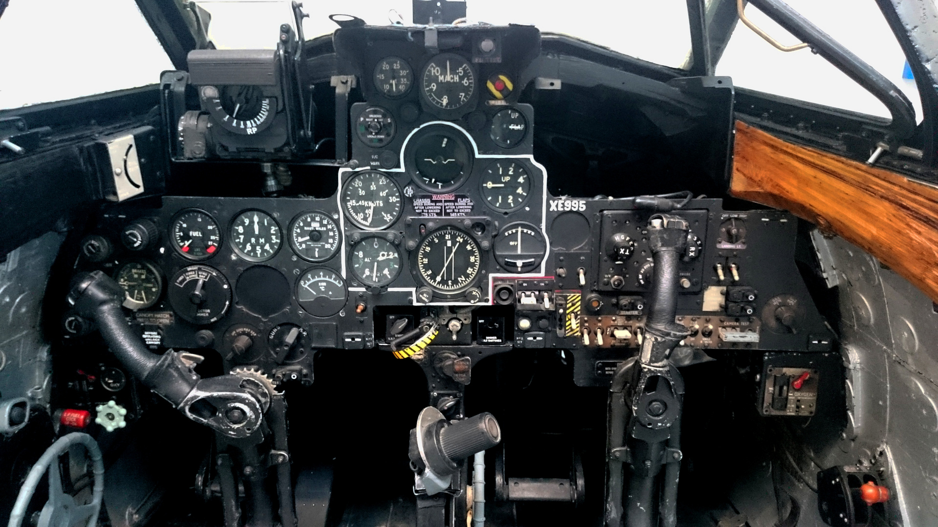 Luftfahrtmuseum Werningerode Part 3 Vampire Cockpit Foto & Bild ...