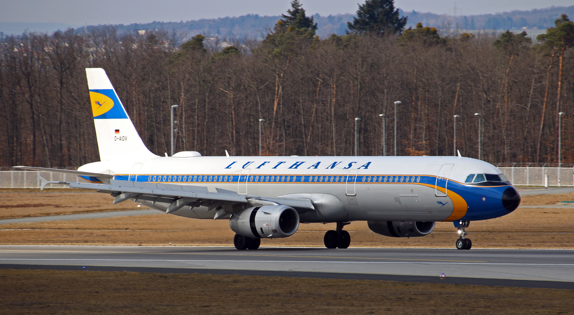 Lufthansa / Retro Livery Foto & Bild | luftfahrt, passagiermaschinen ...