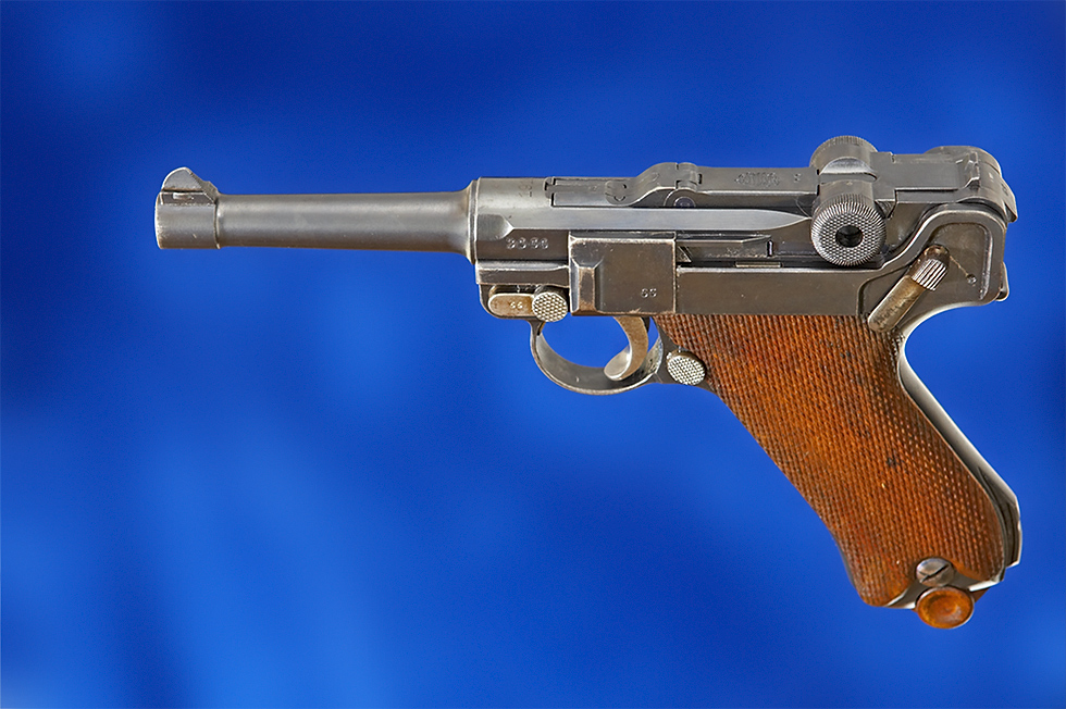 Luger P08 Foto & Bild | stillleben, tabletop, motive Bilder auf ...
