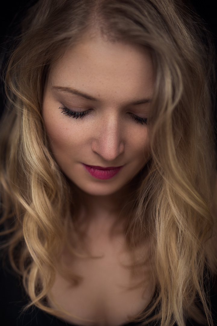 Luise Foto & Bild | portrait, portrait frauen, indoor Bilder auf ...