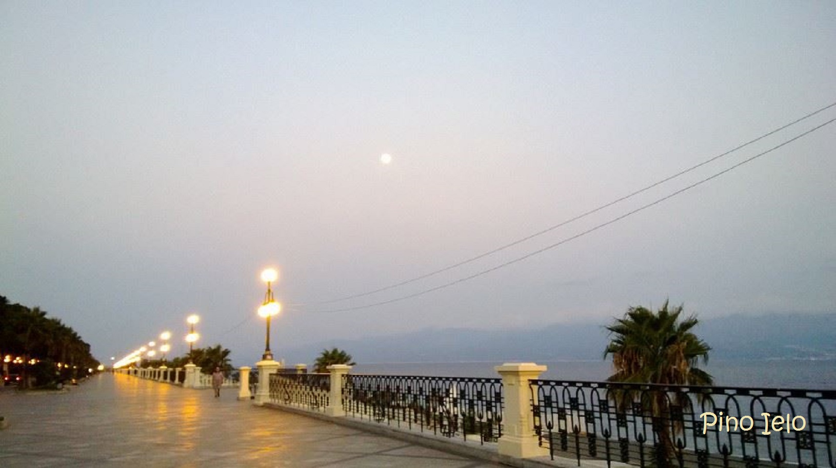 Lungomare Reggio Calabria - alba Foto % Immagini| paesaggi, albe e ... Lungomare Reggio Calabria - alba Foto % Immagini| paesaggi, albe e ...