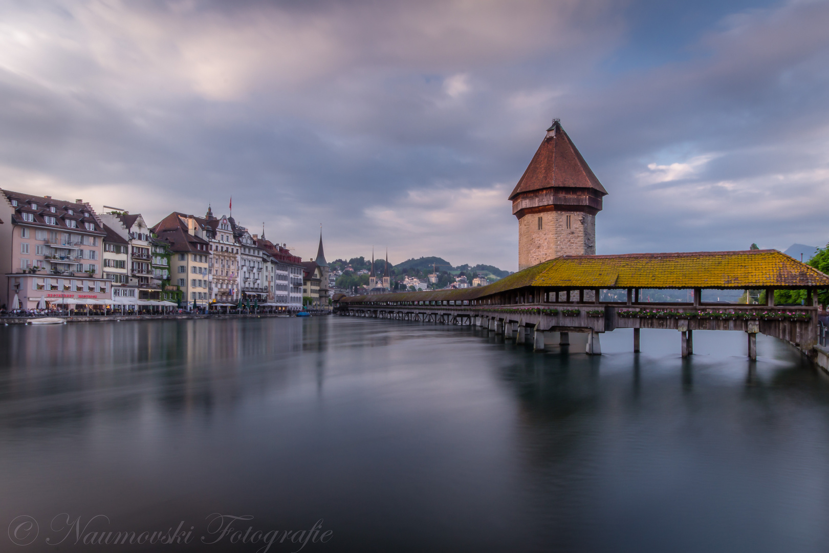 Luzern im Bild / Kapellbrücke Foto & Bild | architektur, straßen ...