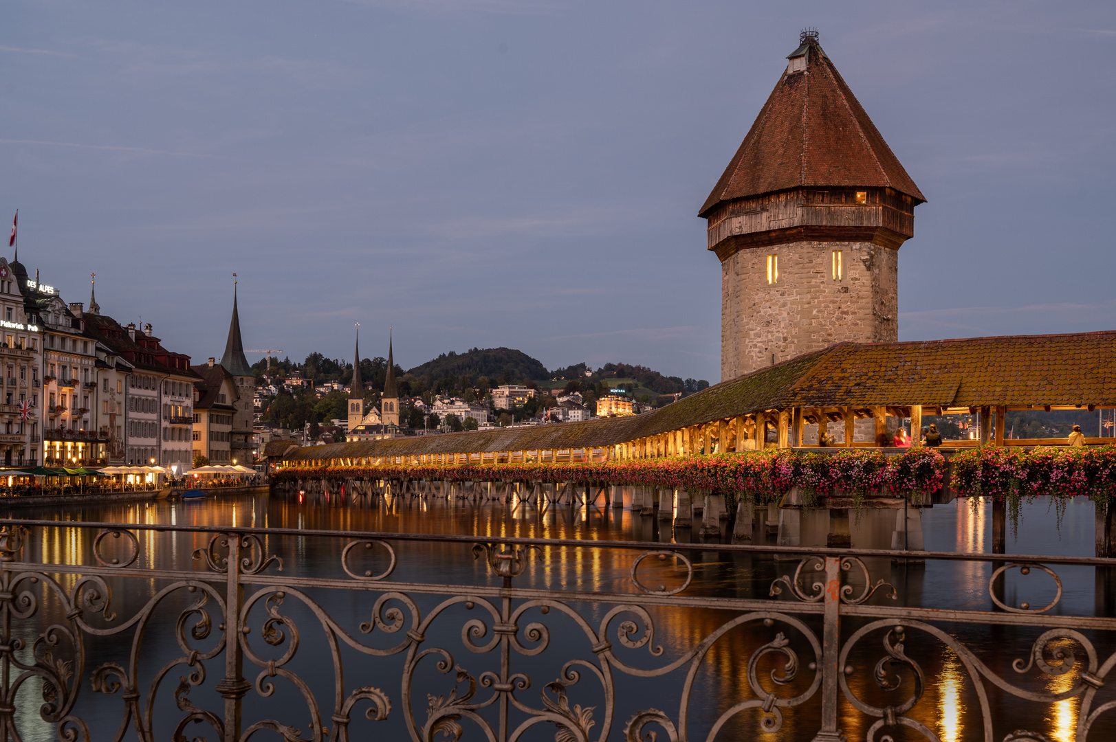 Luzern Kapellbrücke Foto & Bild | nacht, himmel, luzern Bilder auf ...