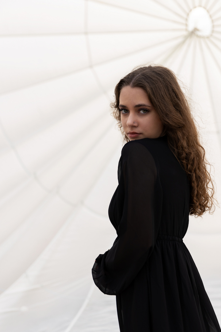 Luzie Foto & Bild | portrait, portrait frauen, outdoor Bilder auf ...