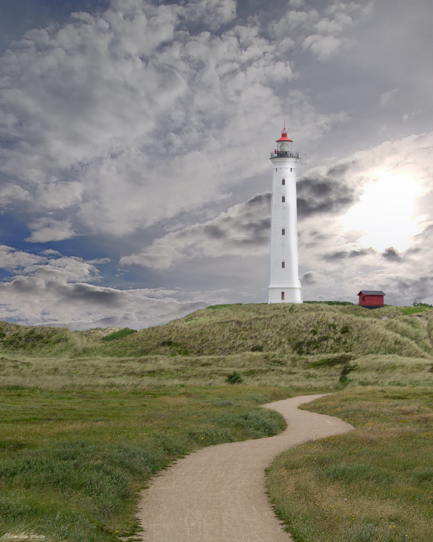 Lyngvig Fyr Foto & Bild | architektur, ländliche architektur, wolken ...