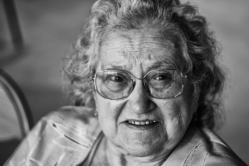 Ma grand mère :) photo et image | portraits, personnes Images fotocommunity