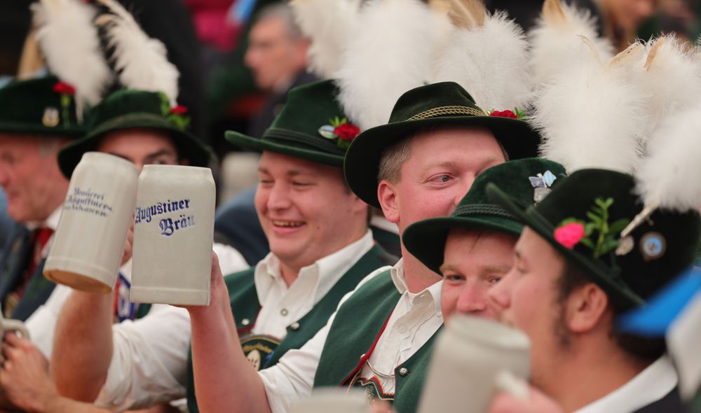 Macht der Tracht -10 Foto & Bild | münchen, dokumentation, kultur ...