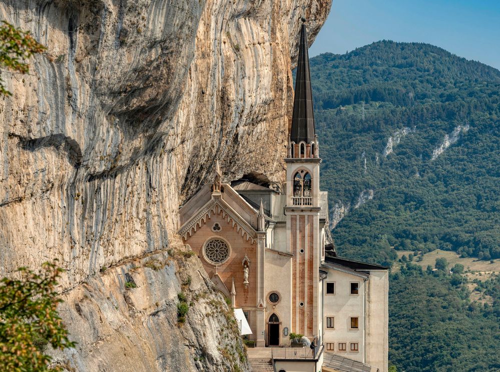 MADONNA DELLA CORONA Foto & Bild | italy, world, architektur Bilder auf fotocommunity