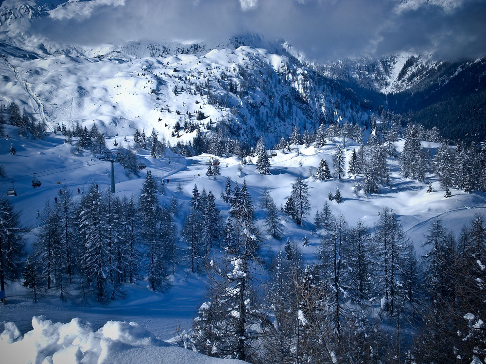 Madonna di Campiglio, paesaggio invernale! Foto % Immagini| paesaggi ...