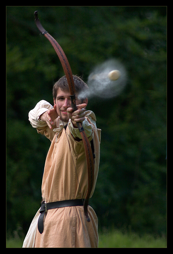 Magic Arrow Foto & Bild | kunstfotografie & kultur, ritterspiele ...