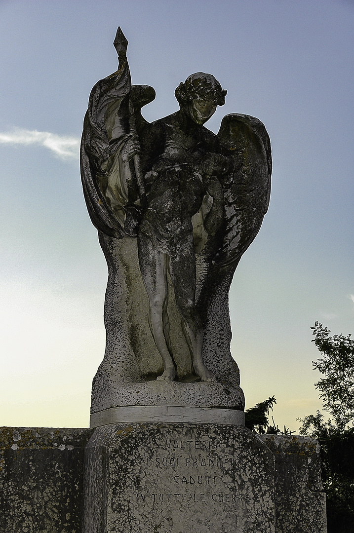 Mahnmal Foto & Bild | dokumentation, sommer, italien Bilder auf ...