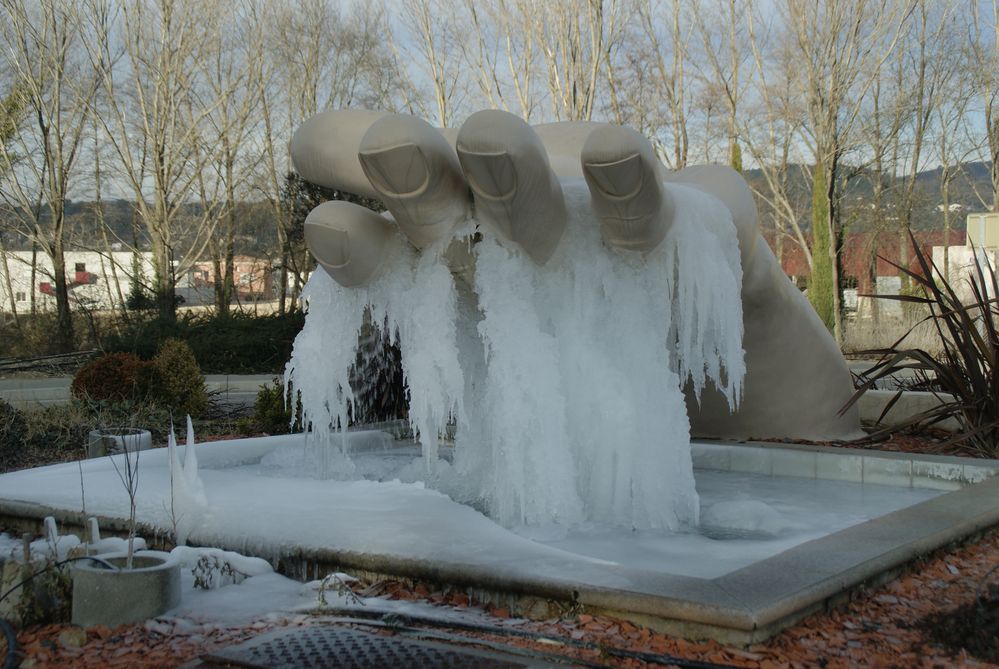 Main froide photo et image | architecture, paysages urbains, varié ...