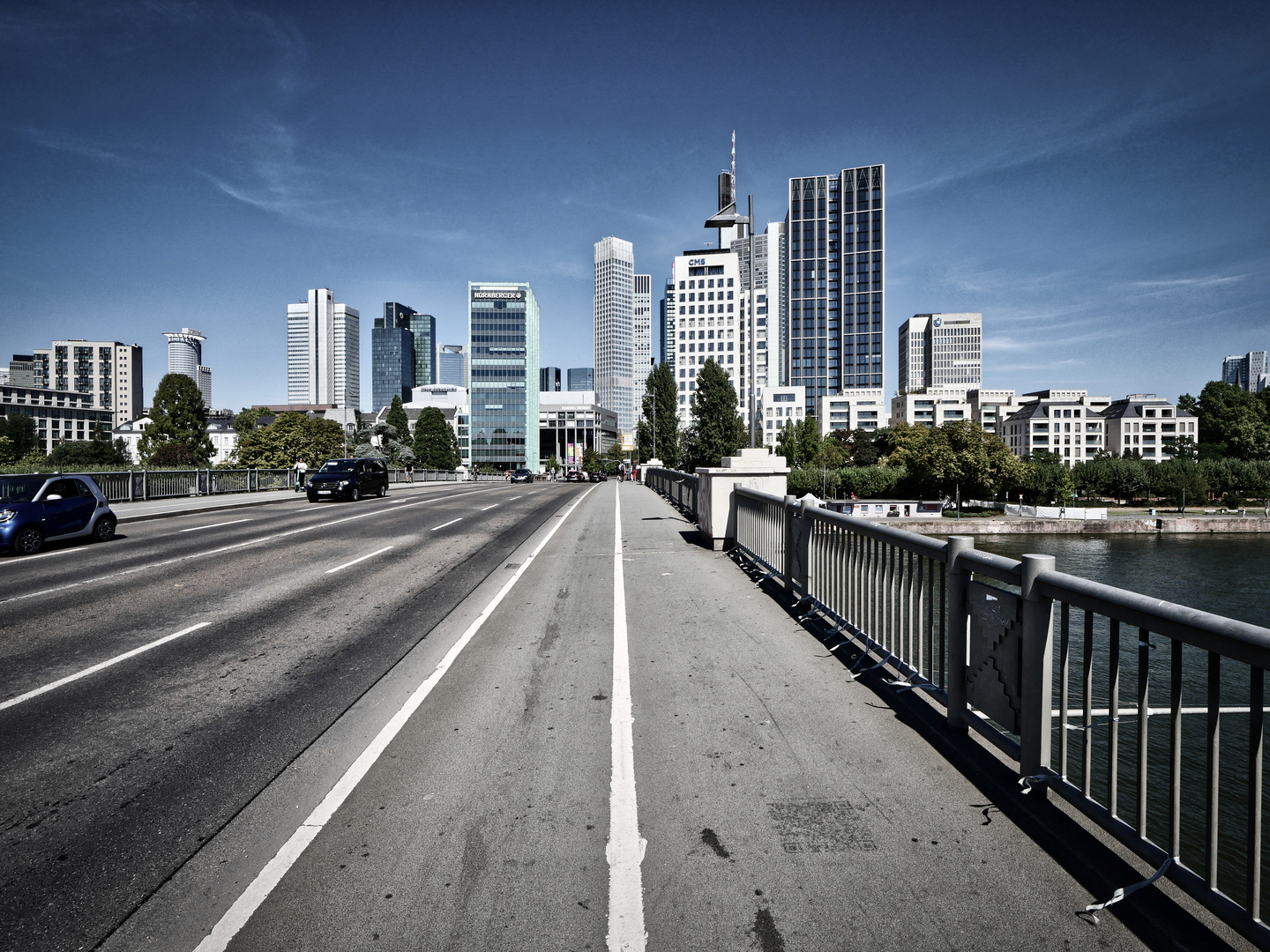 Mainhattan II Foto & Bild | architektur, deutschland, europe Bilder auf ...
