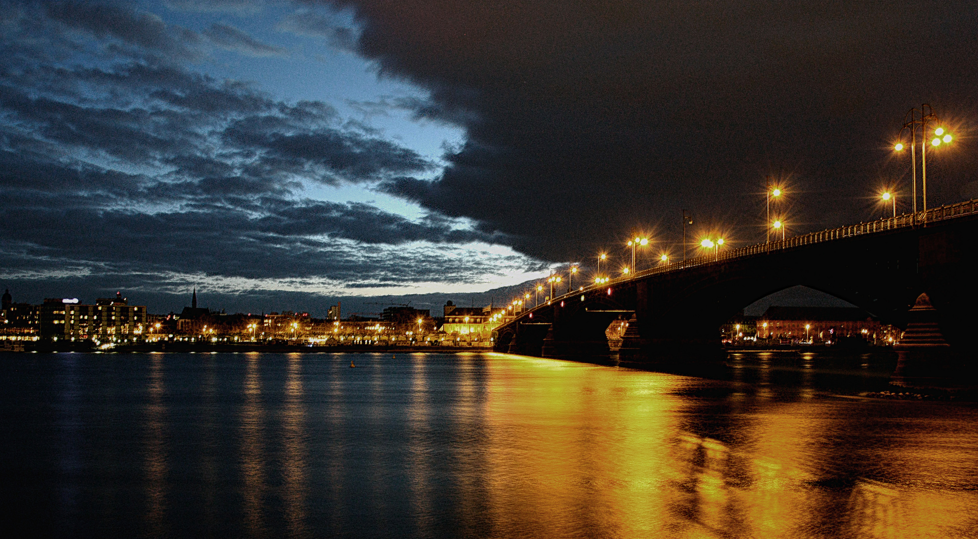 Mainz by night Foto & Bild | architektur, deutschland, europe Bilder ...