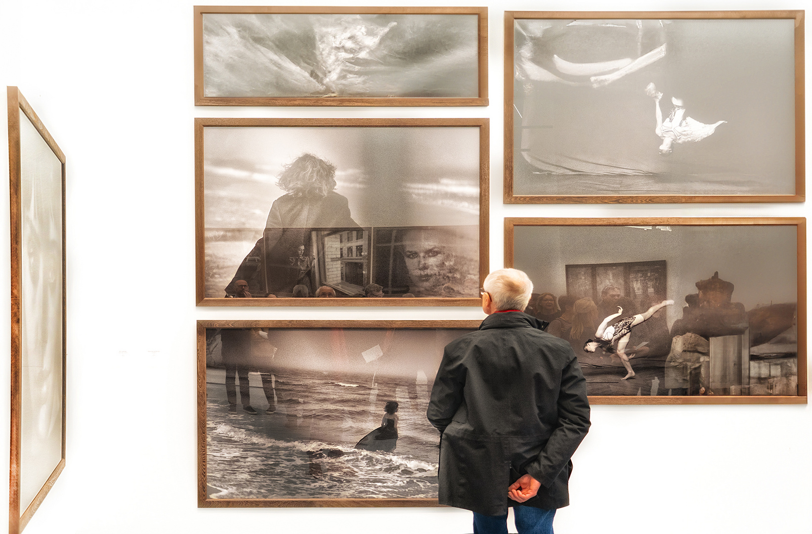 Mann im Museum Foto & Bild | architektur, erwachsene menschen, projekte ...