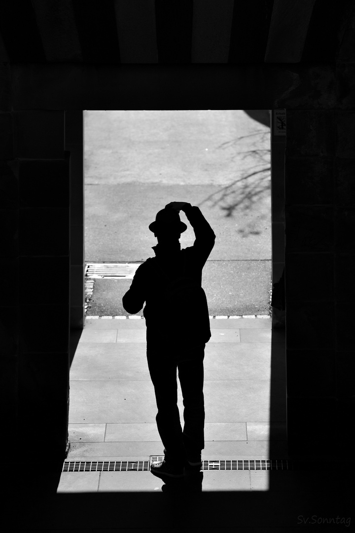 Mann mit Hut Foto & Bild | spezial, streetart, menschen Bilder auf ...