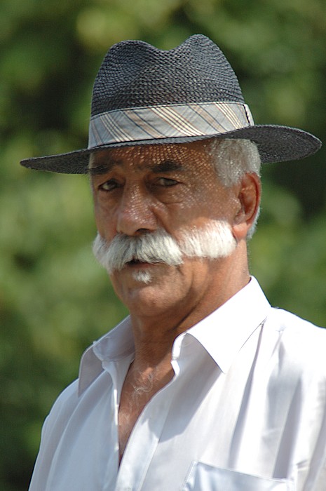 Mann mit Hut Foto & Bild | streetfotografie mit menschen, menschen ...