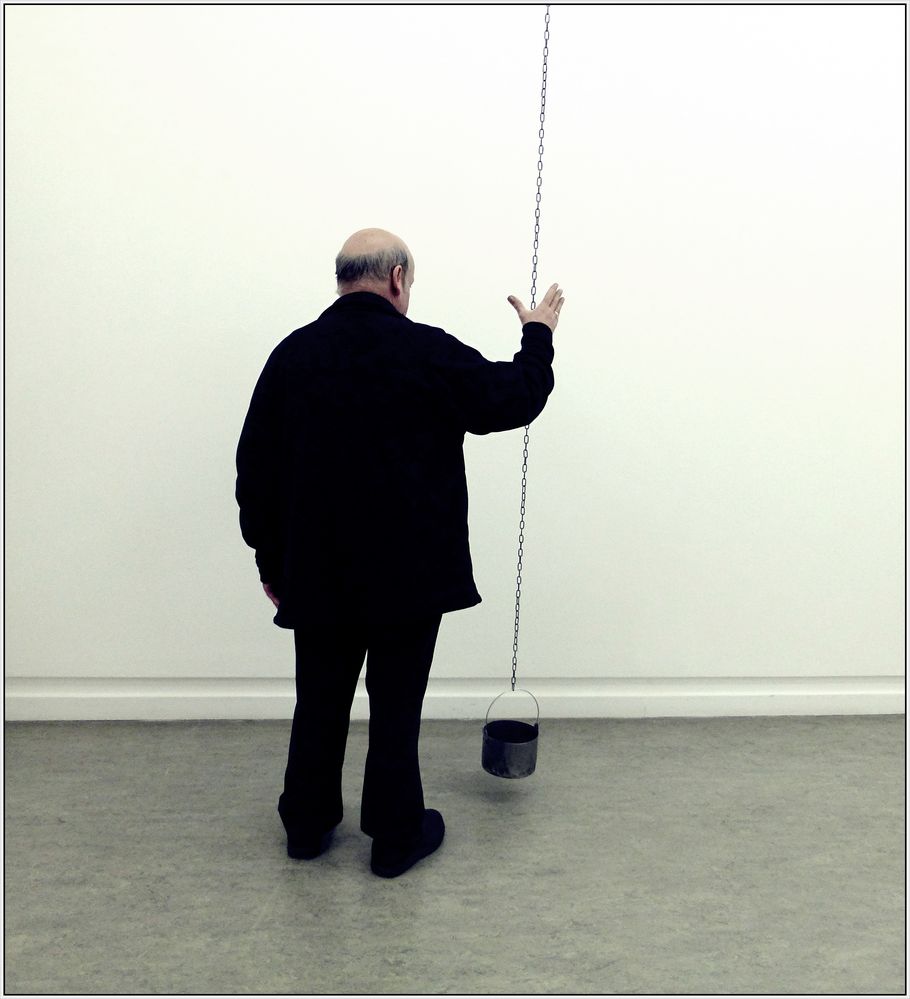 mann und eimer Foto & Bild | Bilder auf fotocommunity