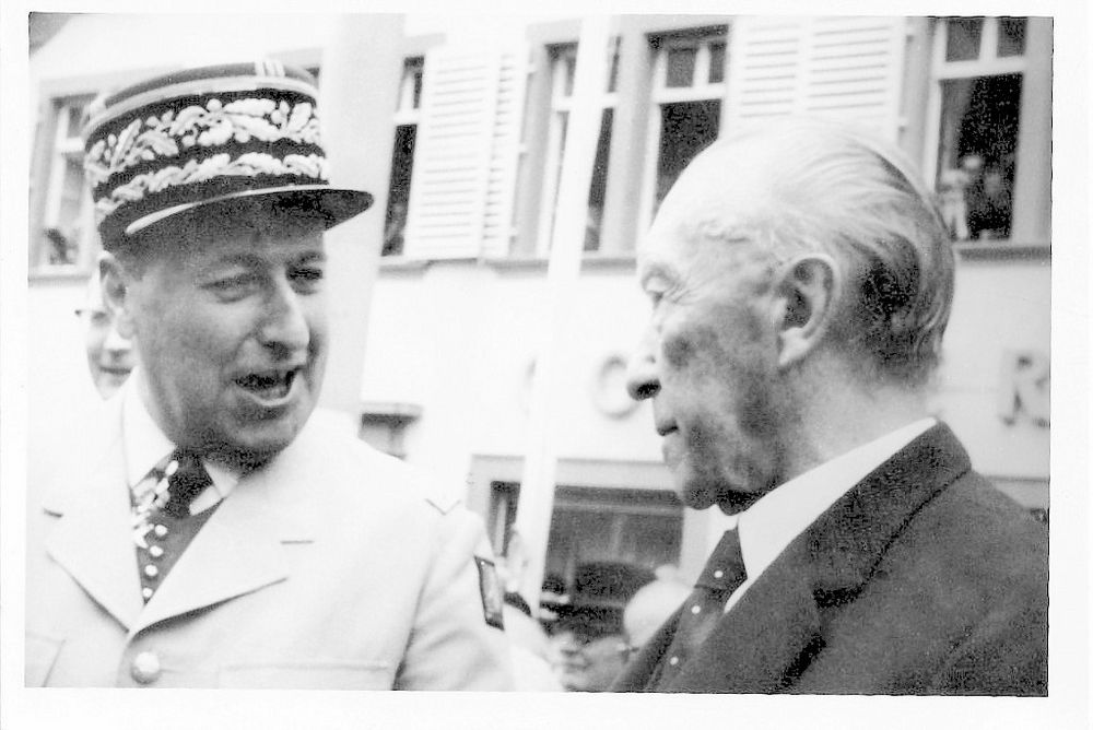 Mannsbilder(4) : Adenauer in Trier 1966 Foto & Bild | city, world ...