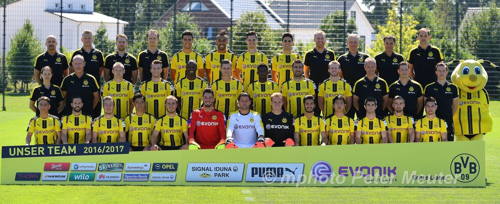 Mannschaftsfoto BVB 2016/2017 Foto & Bild | sportfotos-p-, portrait ...