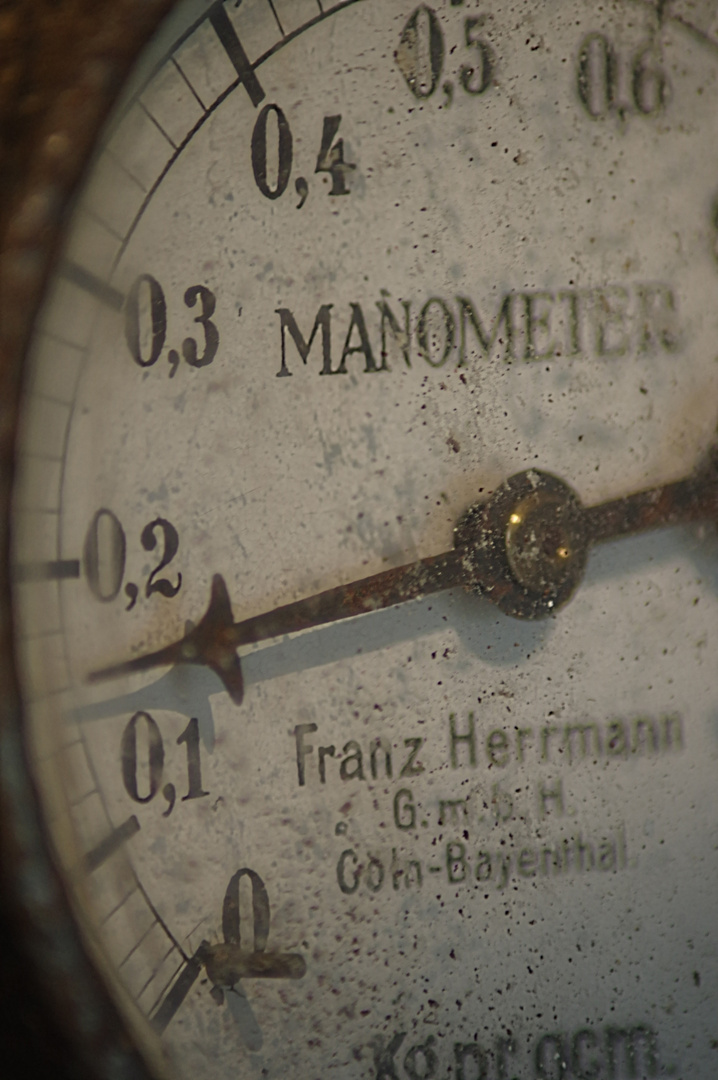 Manometer Foto & Bild | technik, motive Bilder auf fotocommunity