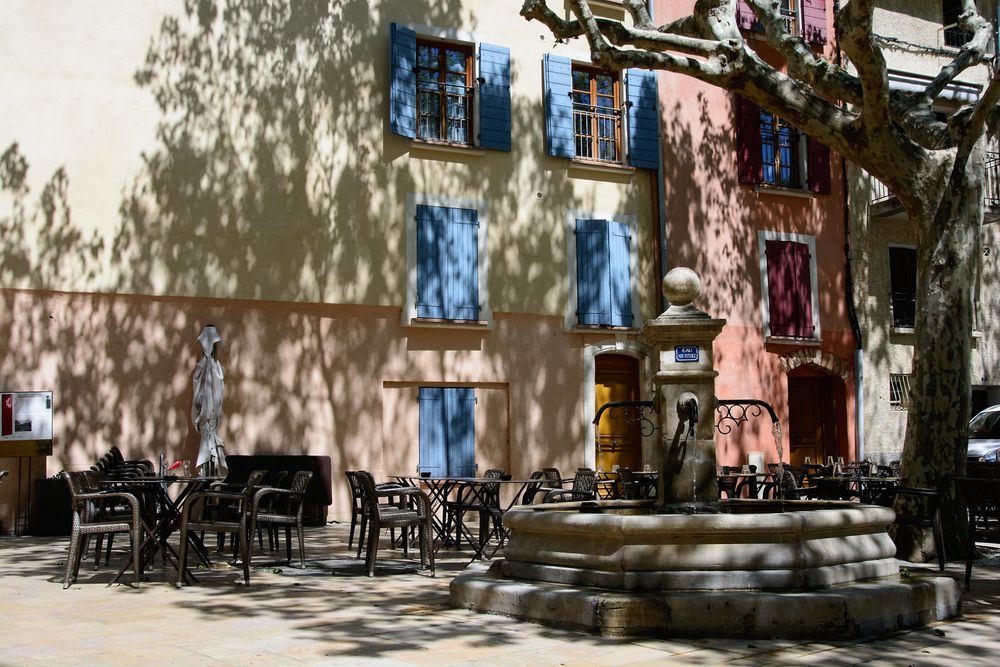 Manosque - Place Marcel Pagnol Foto & Bild | europe, france, provence-alpes-côte d'azur Bilder ...