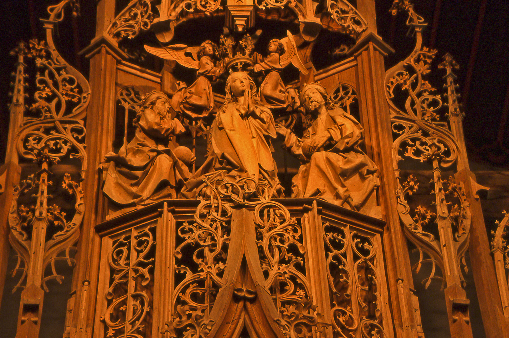 Marienaltar von Tilmann Riemenschneider in der Herrgottskirche ...
