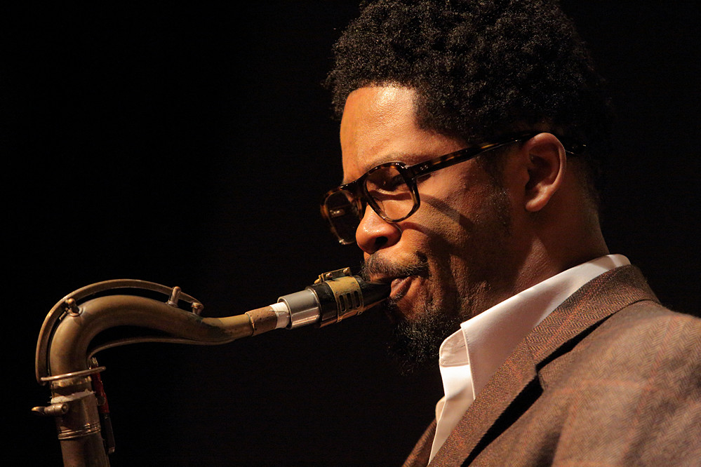 Mark Shim mit Al Foster - canon MKIII - 1/50 - 12.800 iso Foto & Bild ...