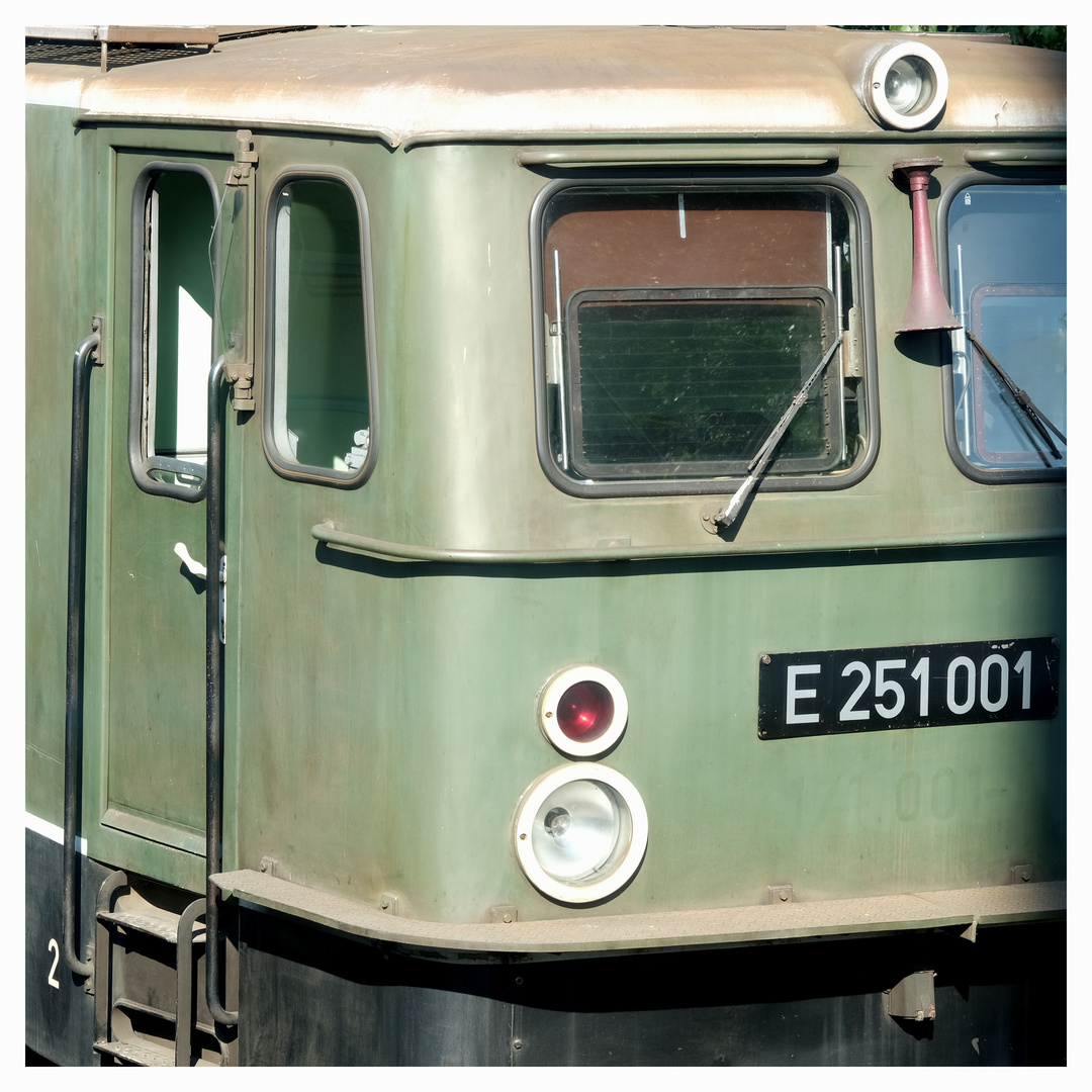 Markant auch im engen Ausschnitt Foto & Bild | historische eisenbahnen, eisenbahn, verkehr ...