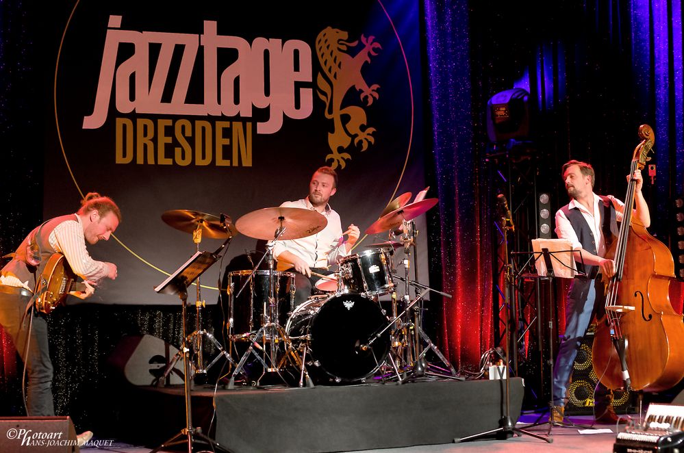 Martin Kolarides, Will Glaser, Henrik Jensen Foto & Bild | konzert ...