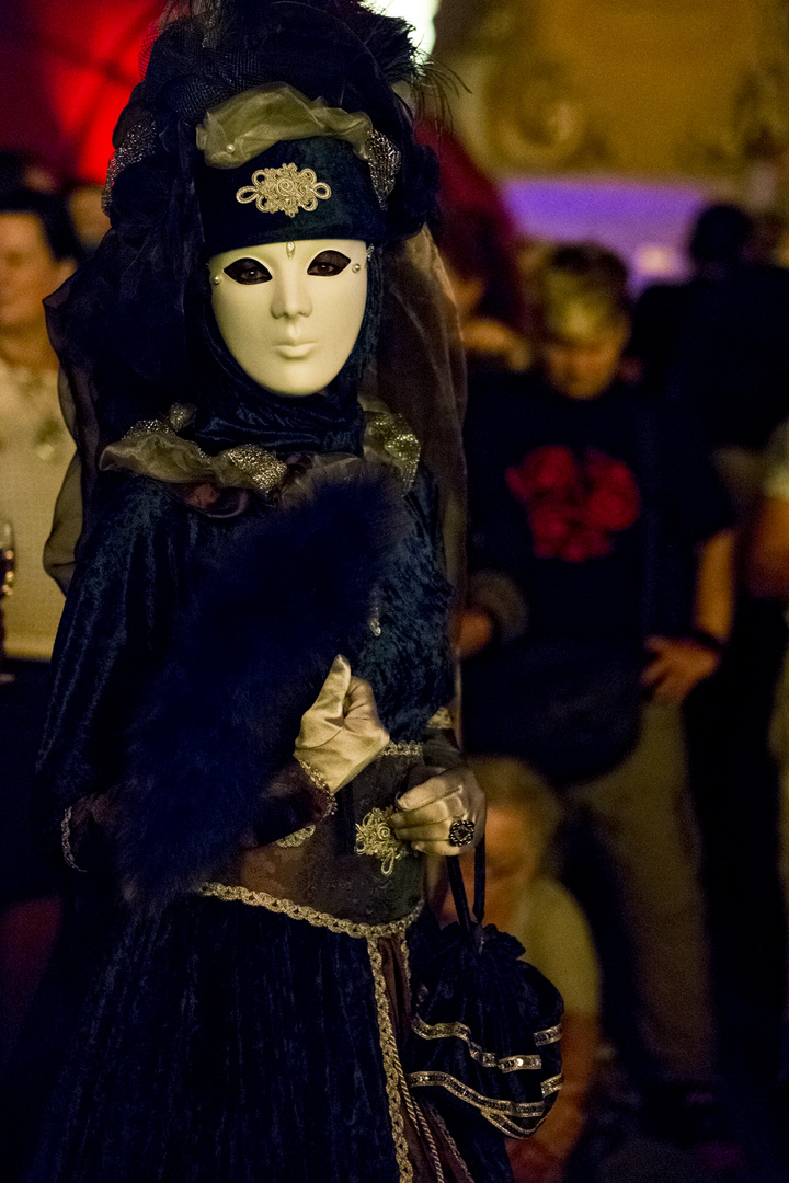 Maskenball Foto & Bild | dokumentation, outdoor, portrait Bilder auf ...