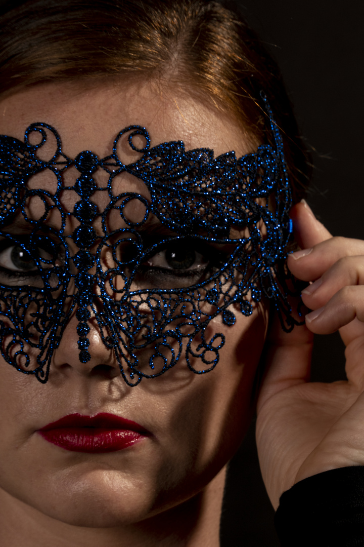 Maskerade Foto & Bild | portrait, portrait frauen, fotos von teilen des ...