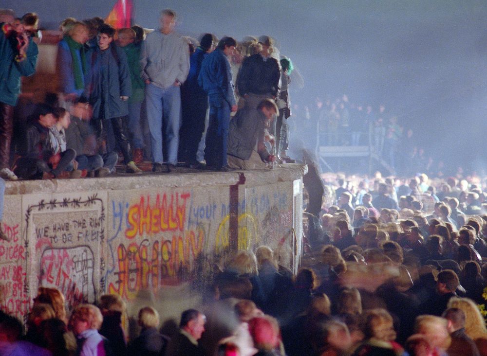 Mauerfall 10.Nov. 89 I Foto & Bild | reportage dokumentation, zeit ...