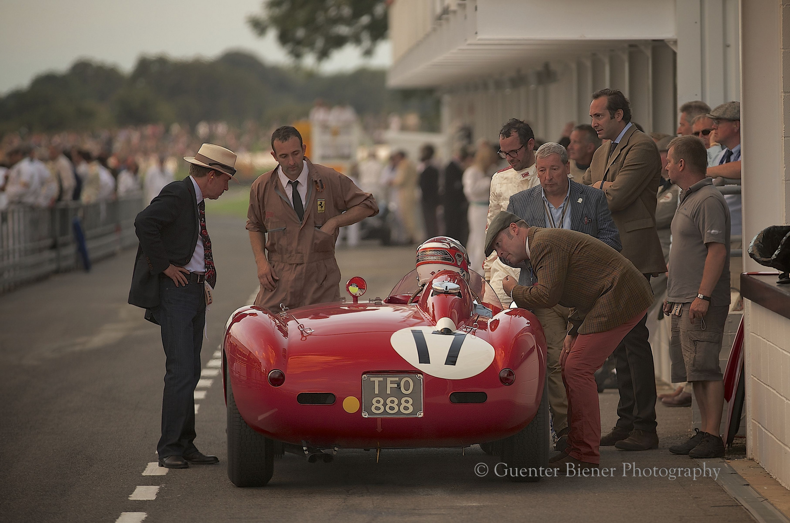 Max Girardo and Danny Sullivan... Foto & Bild | ferrari, motive ...