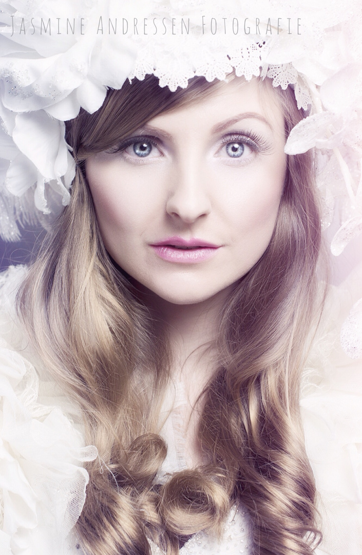 Maya Lou Foto & Bild | portrait, portrait frauen, indoor Bilder auf ...