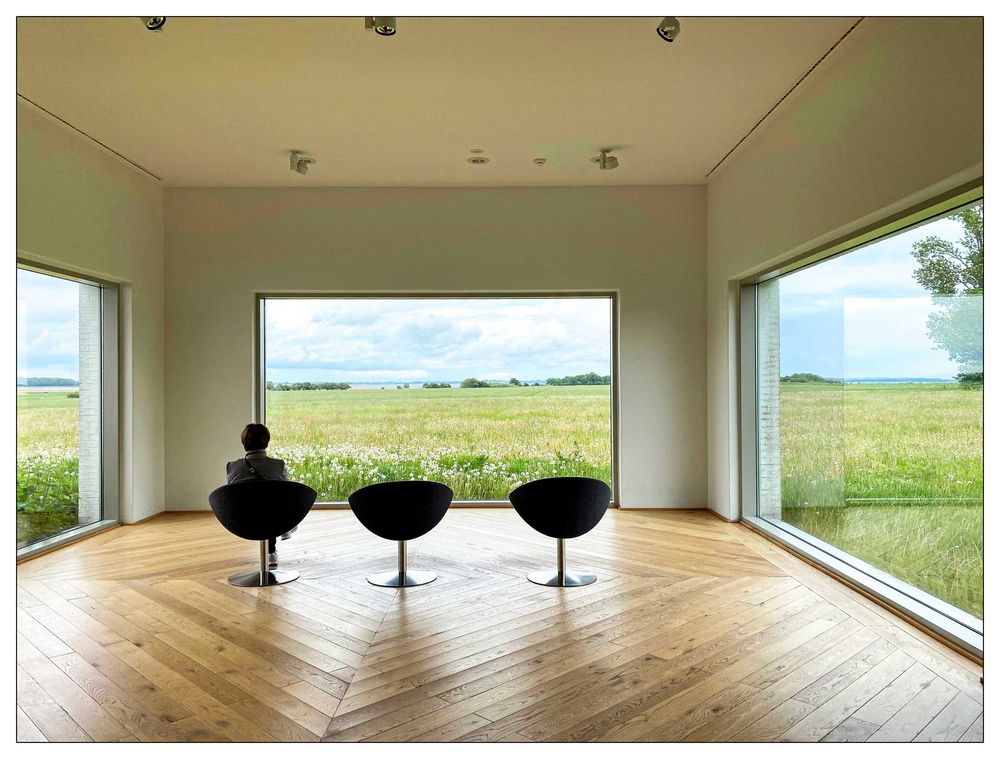 Meditation Foto & Bild | architektur, streetfotografie mit menschen, kunstfotografie & kultur ...