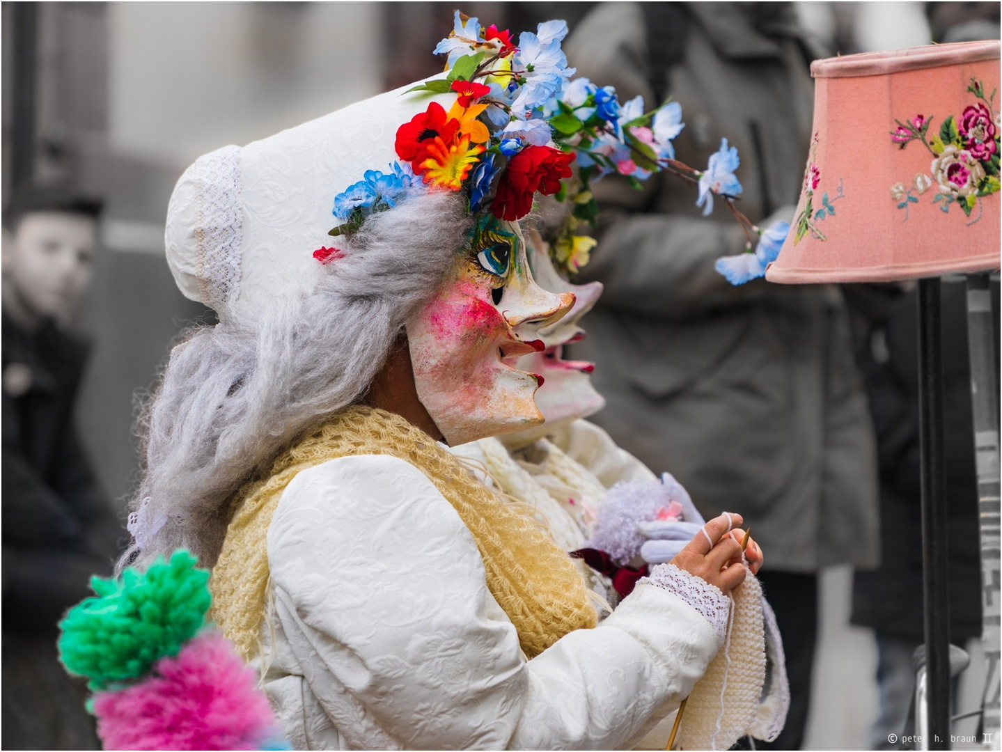 Meitli lisme* Foto & Bild | street, world, spezial Bilder auf fotocommunity