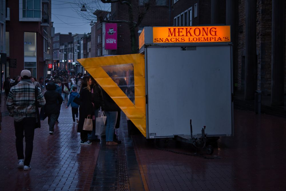 Mekong Snacks Foto & Bild | europe, benelux, streetfotografie mit menschen Bilder auf fotocommunity