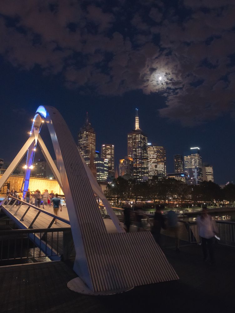 Melbourne at night I Foto & Bild | australia, city, street Bilder auf ...