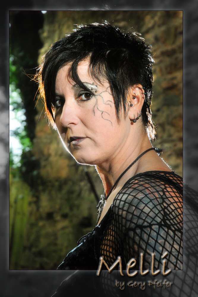 Melli Foto & Bild | portrait, portrait frauen, outdoor Bilder auf ...