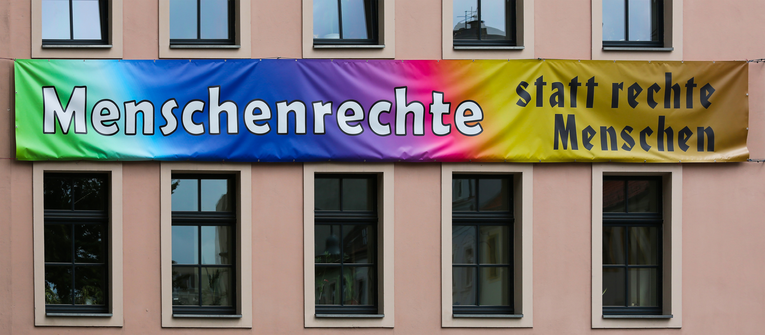 Menschenrechte Foto & Bild | deutschland, europe, sachsen Bilder auf ...