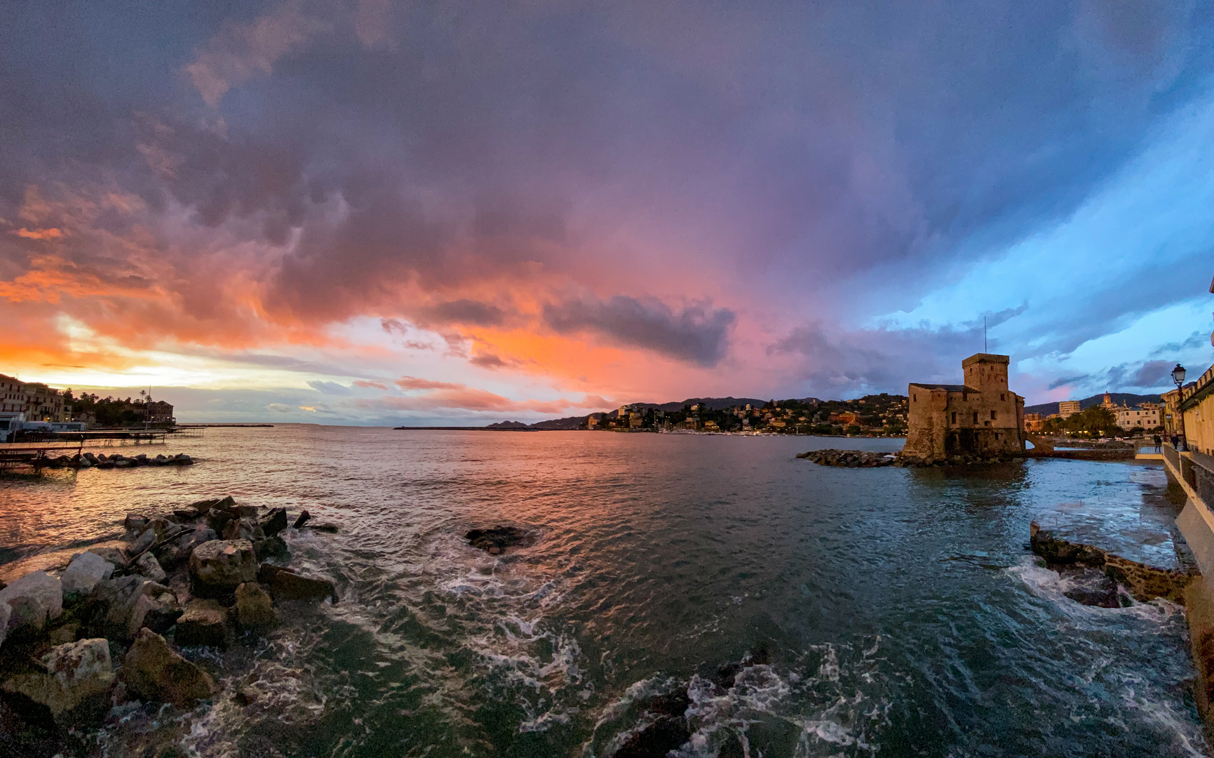 meravigliosa luce del Alba Foto % Immagini| paesaggi, albe e tramonti ...